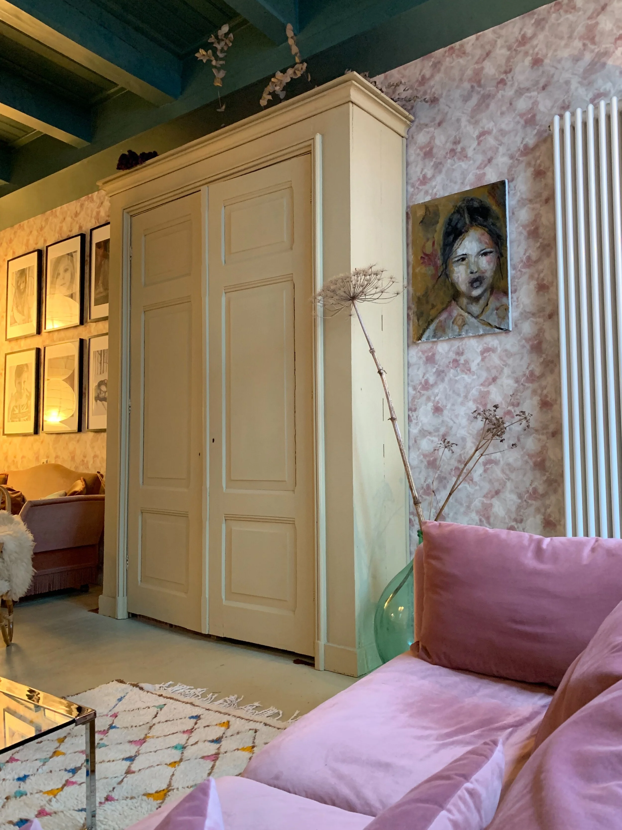 Eclectic Explosion: House Tour In Holland — decor8