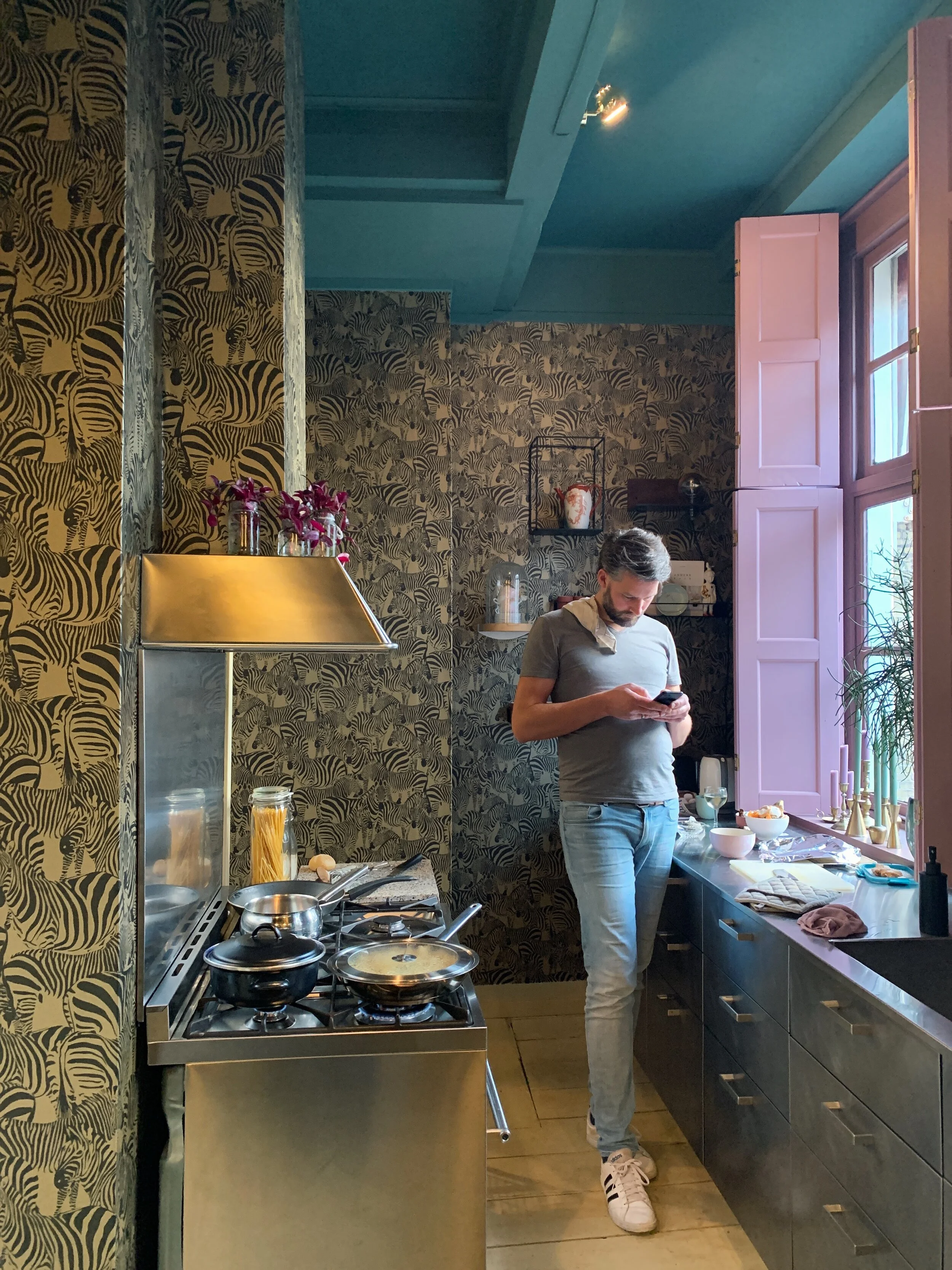 Eclectic Explosion: House Tour In Holland — decor8