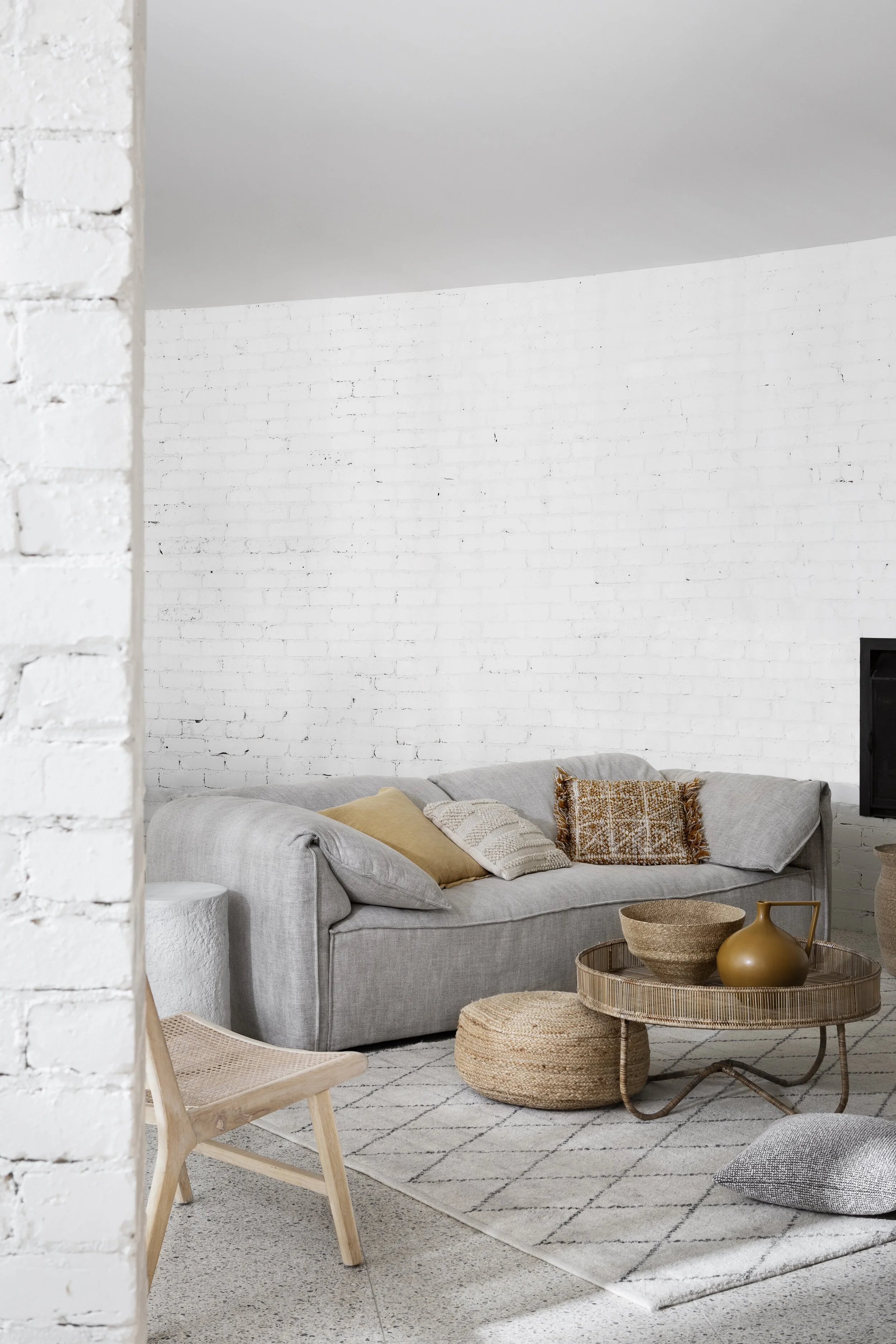 Haymes Paint Volume 15 Colour Library: Awakening — Hunter & Folk