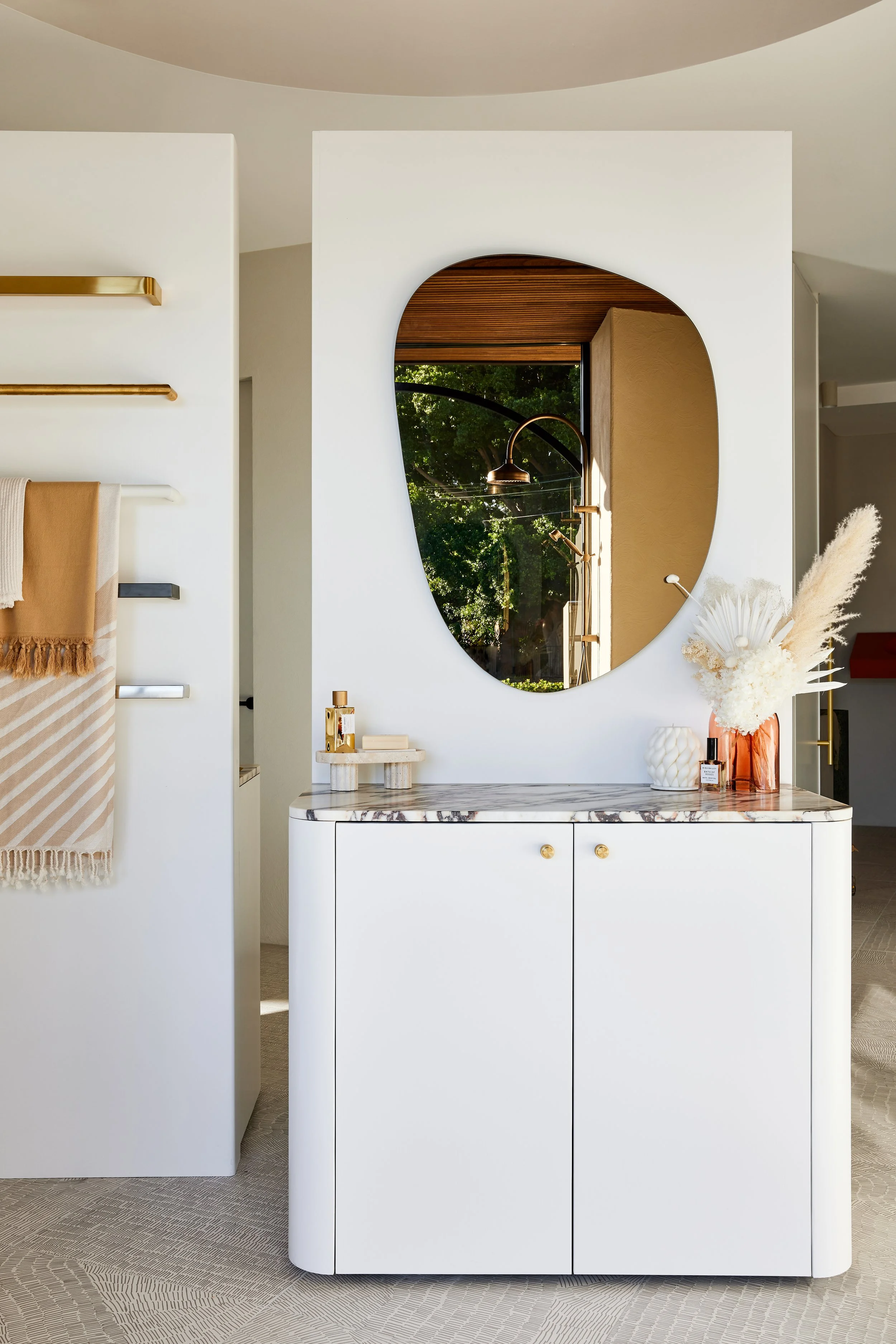 Studio xOx — Hunter & Folk