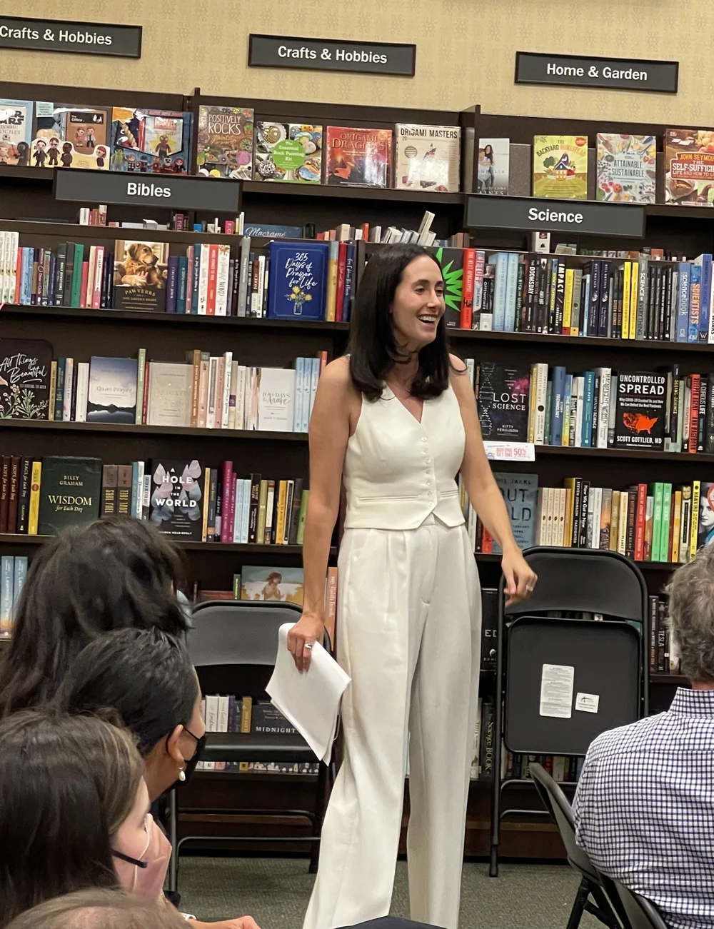 Nikki Erlick - NYT-Bestselling Author