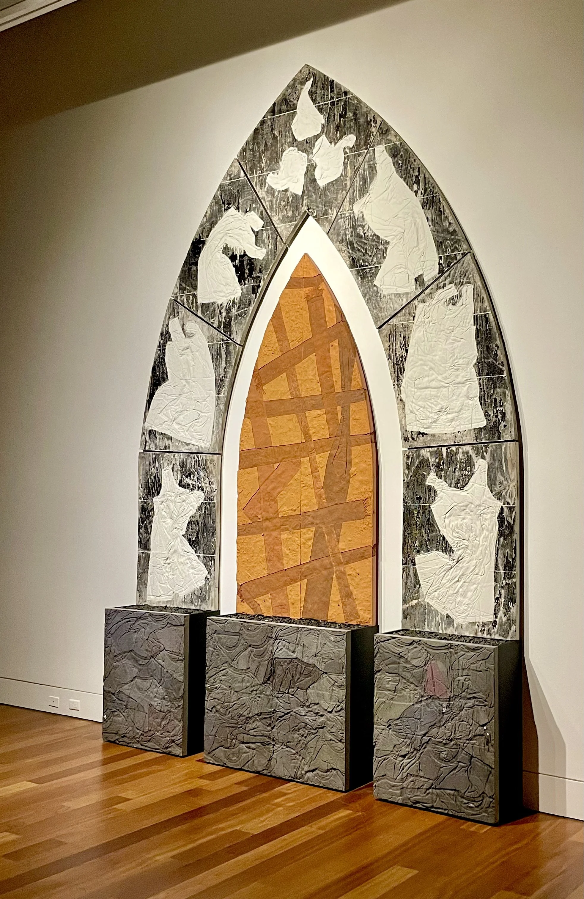 Four Walls — Thomas Sayre