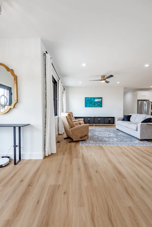Springfield Oak — Mouery's Flooring