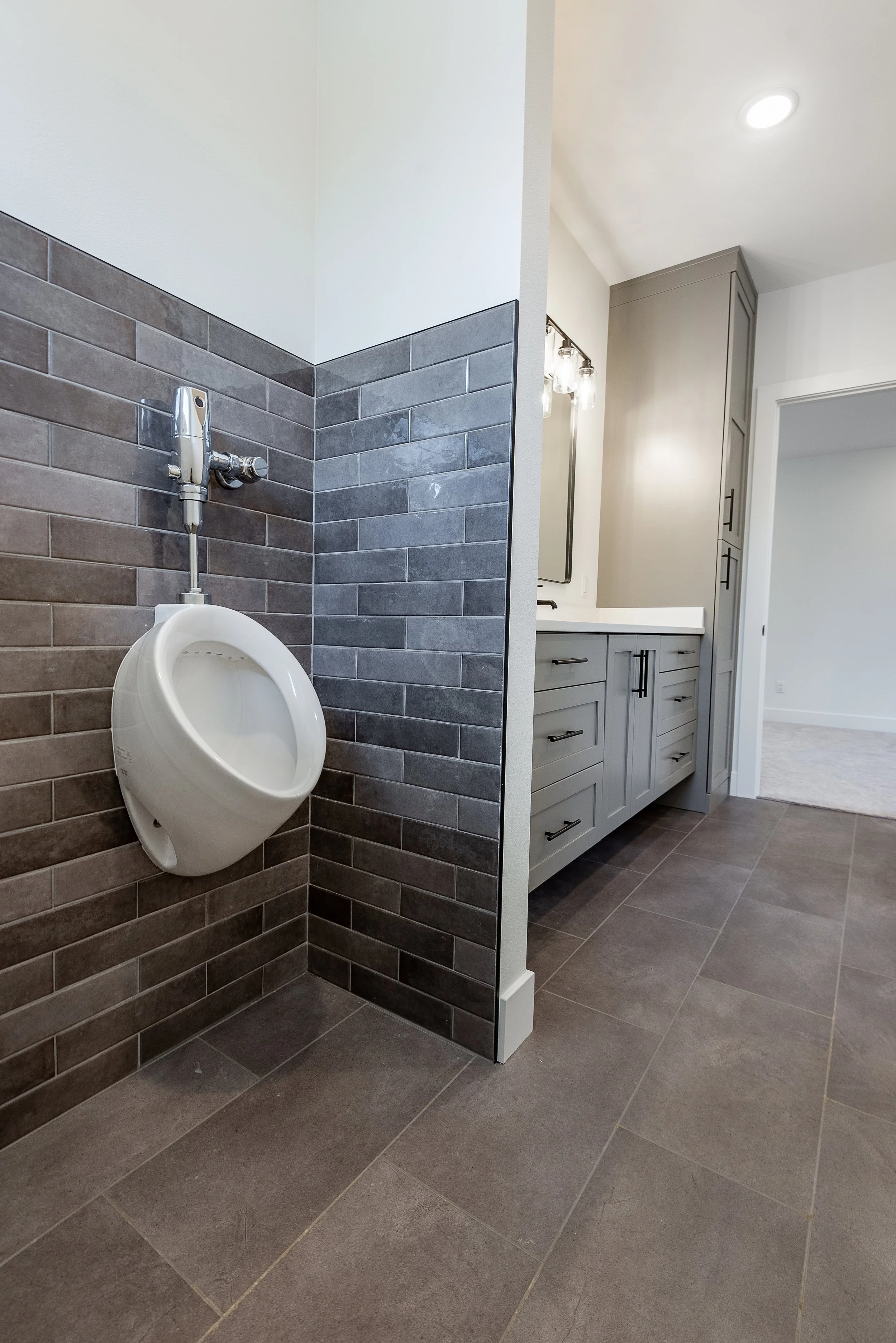 Concorde Grey — Mouery's Flooring