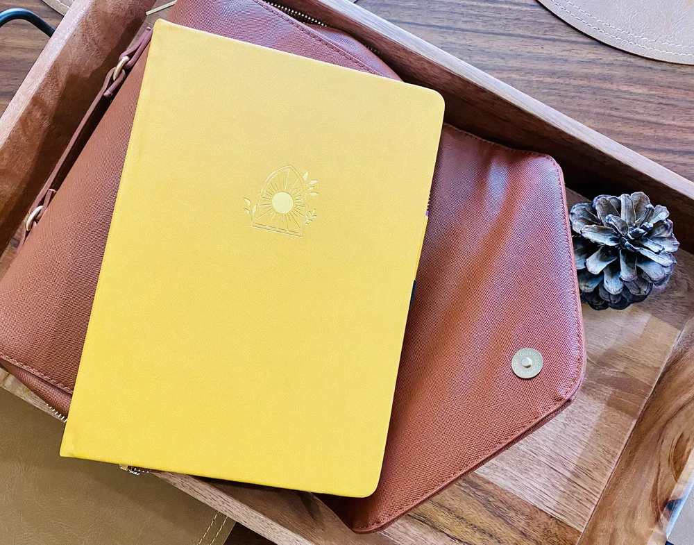 Battle of the B5 Notebooks: Archer and Olive vs. Dingbats - Which ...