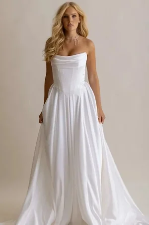 Couture Wedding Dresses in St. Louis, MO — Bridal Parlour