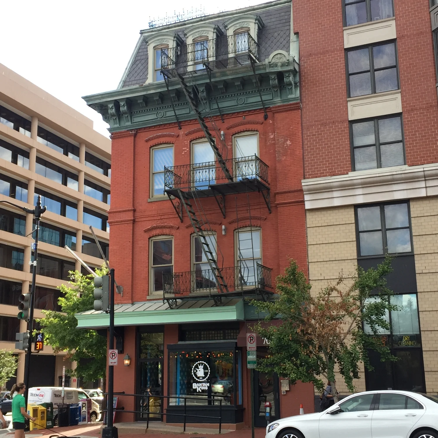 Bantam King Rules the Chicken Ramen Roost in D.C. — SuperFineFeline™