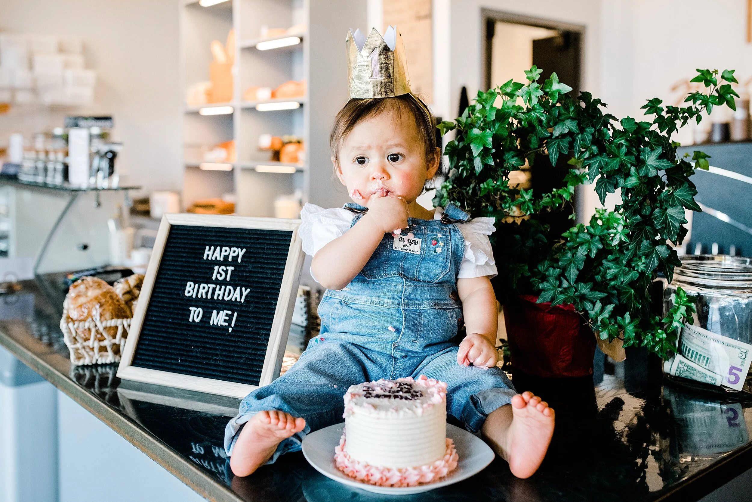 Gemma's Cake Smash at Craft Bakery — Pensacola Photographer | Natalie ...