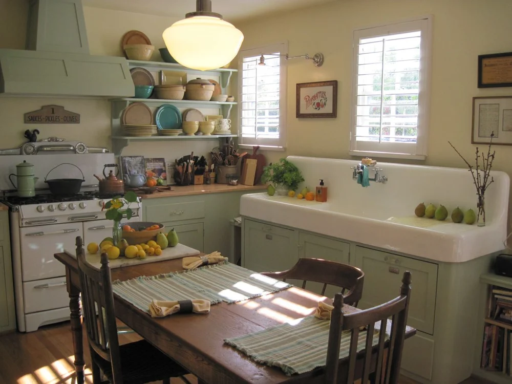 Five Elements to Create a Beautiful Farmhouse Kitchen | Airy Kitchens