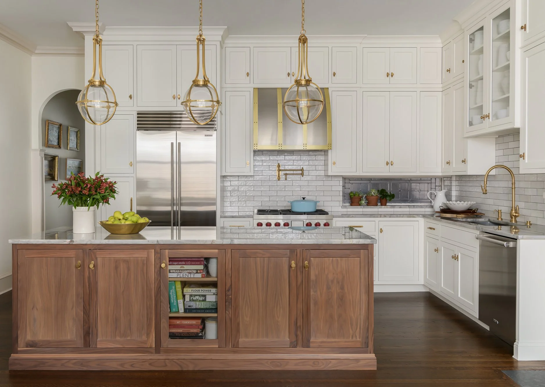10 Vintage Style Kitchens in Historic Homes | Airy Kitchens