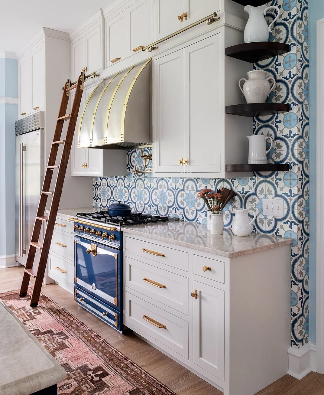 10 Vintage Style Kitchens in Historic Homes | Airy Kitchens