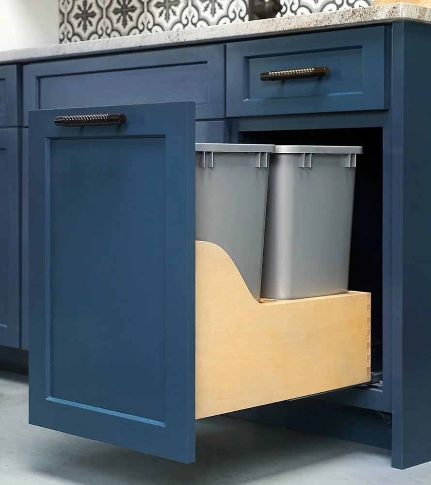 9 of the Best Kitchen Cabinet Organizers, According to Pros | Airy Kitchens