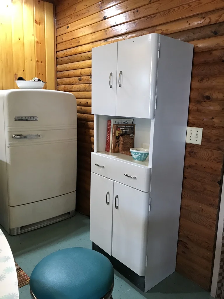 Handy Pantry — Lloyd's Landing