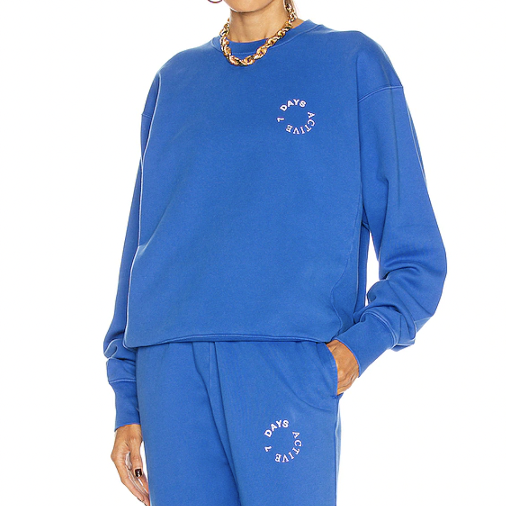 The Complete Guide to Transcending Trends — University Girl