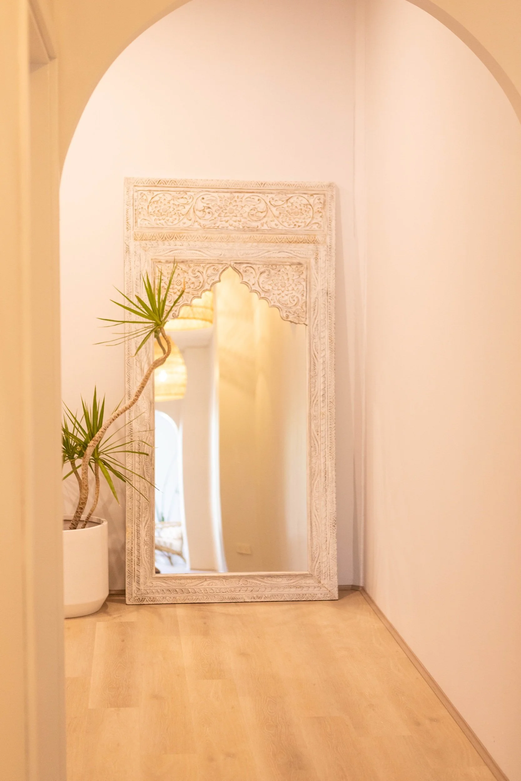 Eyebrow Tattooing, Microblading, Ultrasound body contouring, Radio ...