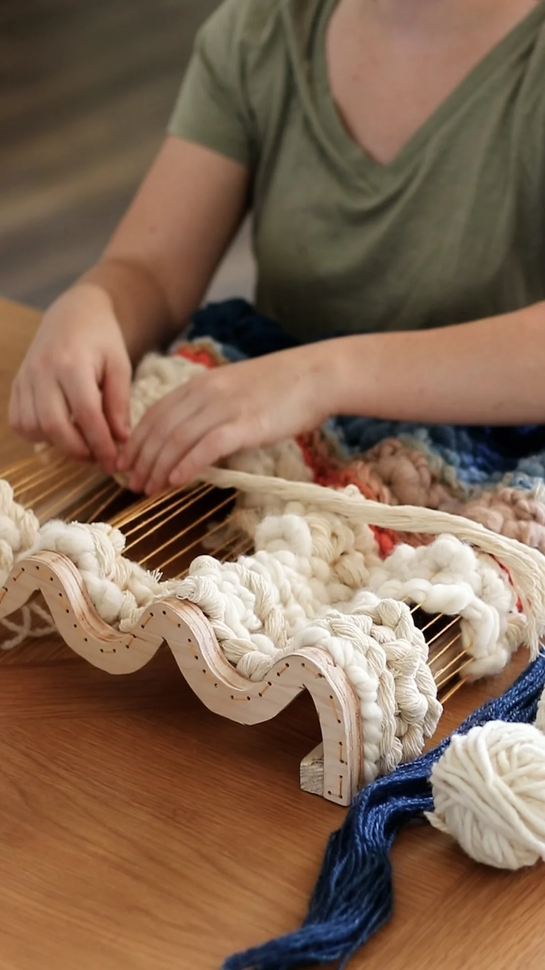 Making and Weaving a Wavy Frame — Hello Hydrangea