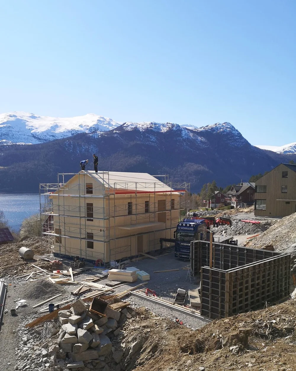 Massivtre — [/] - Emdal Bygg