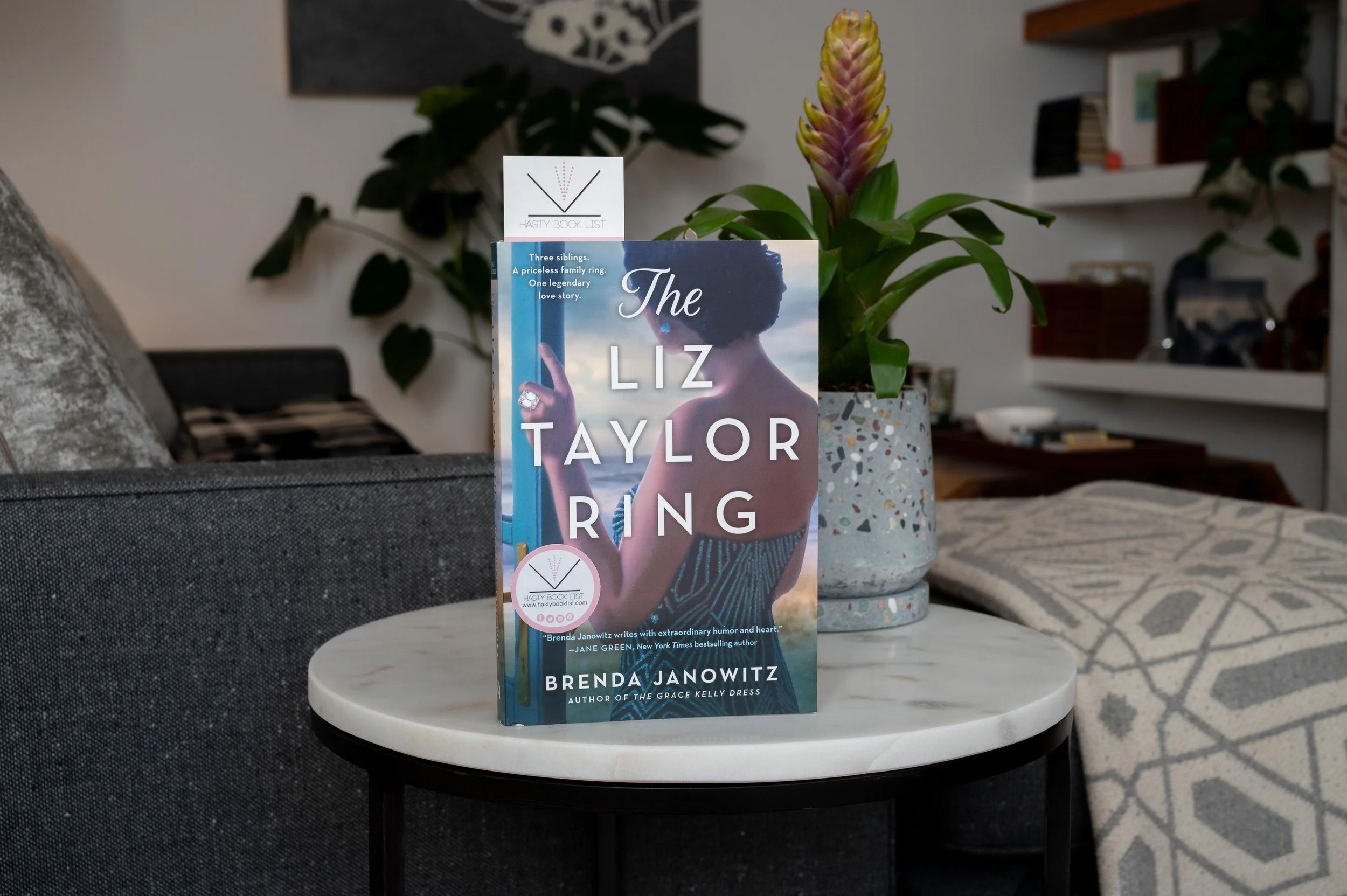 Book Feature - The Liz Taylor Ring by Brenda Janowitz