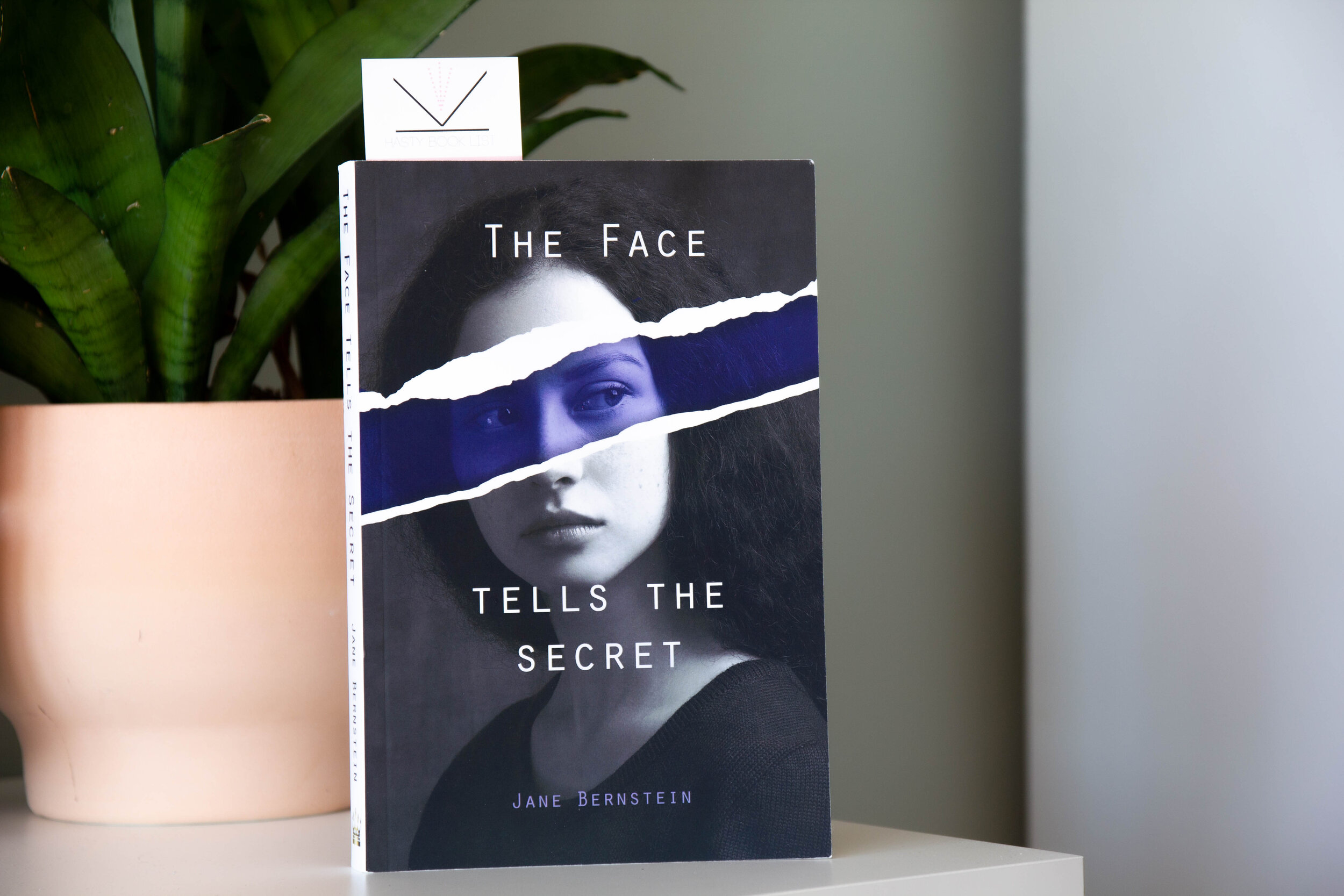 The Face Tells the Secret