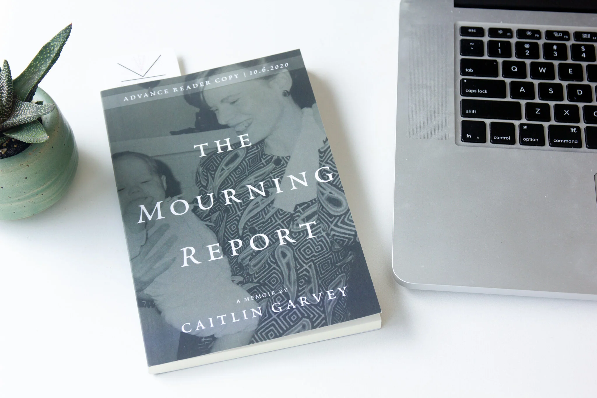 Book Feature - The Mourning Report by Caitlin Garvey - Book Review ...