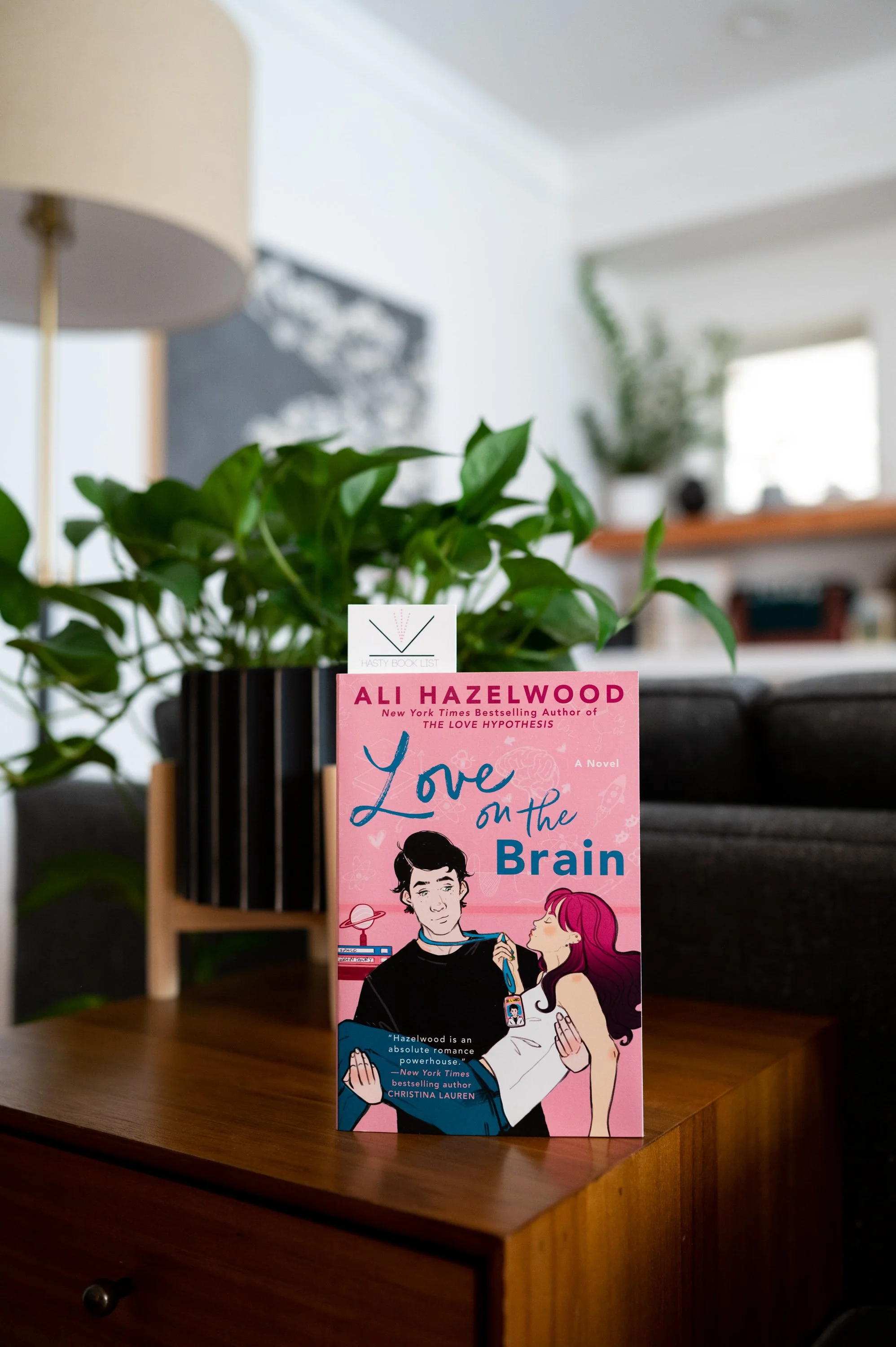 Book Feature - Love on the Brain by Ali Hazelwood - Book Review - Hasty ...