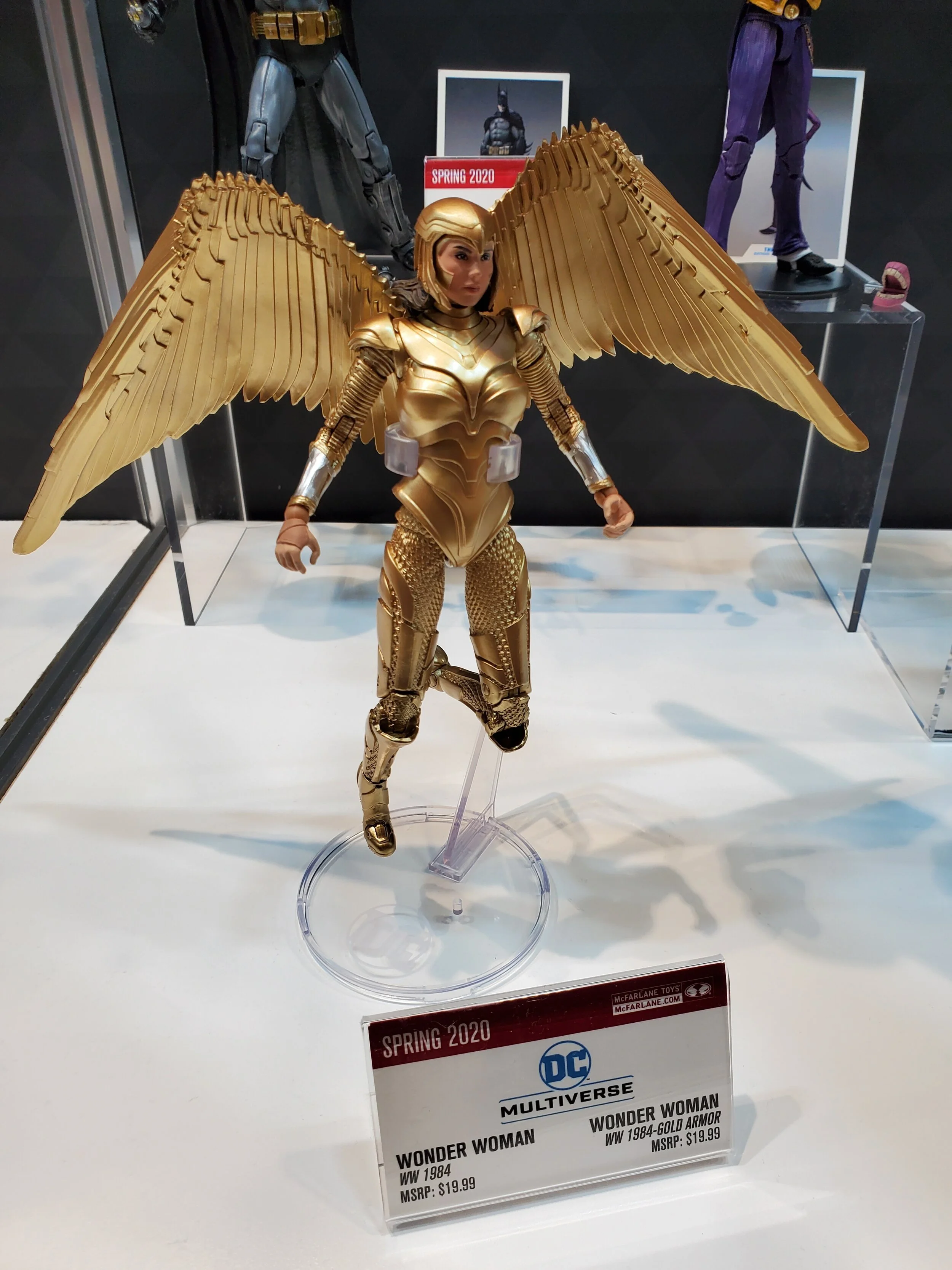 McFarlane Toys DC Comics Display // NYTF2020 — You Don't Read Comics