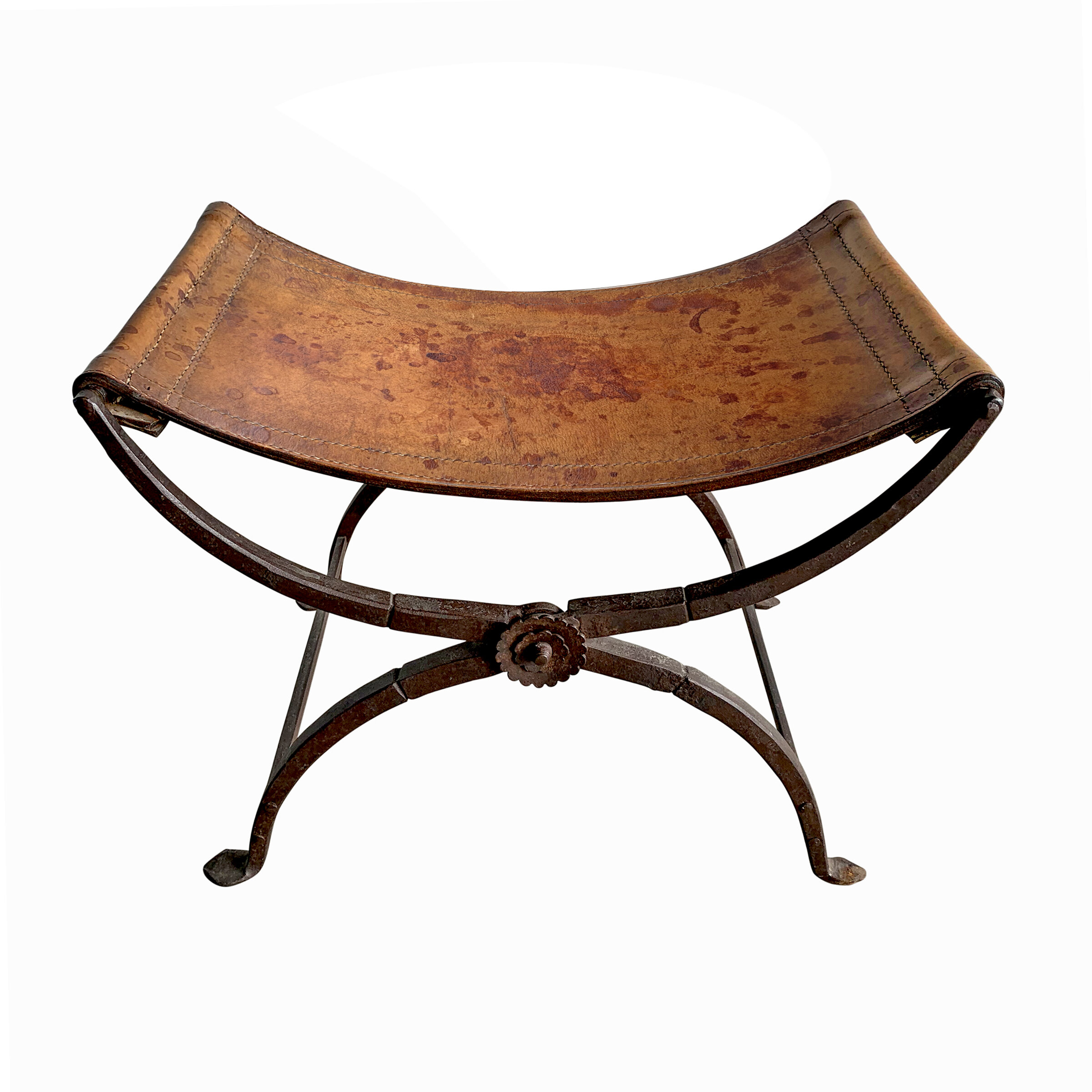 SEATING — RIGHT | PROPER