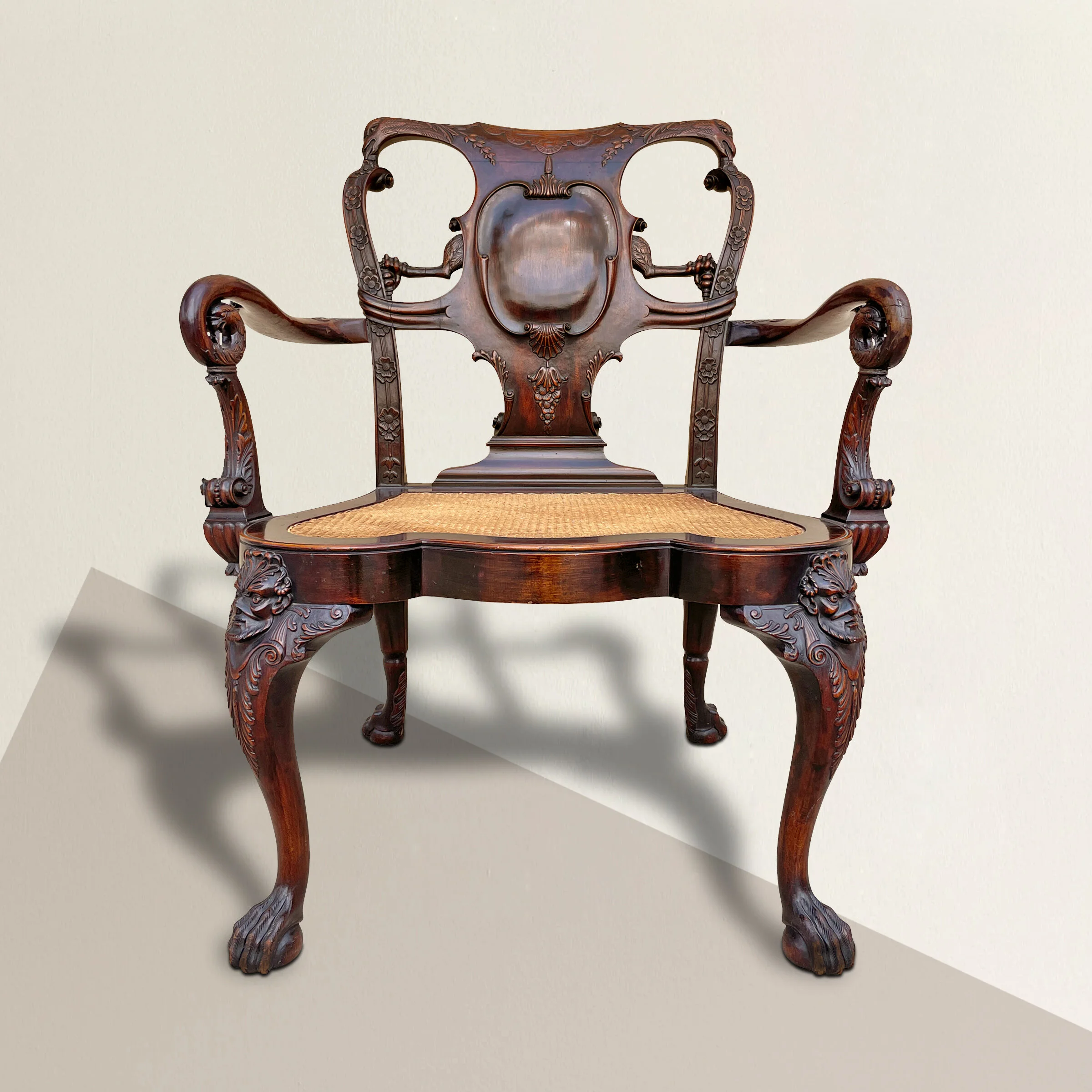 SEATING — RIGHT | PROPER