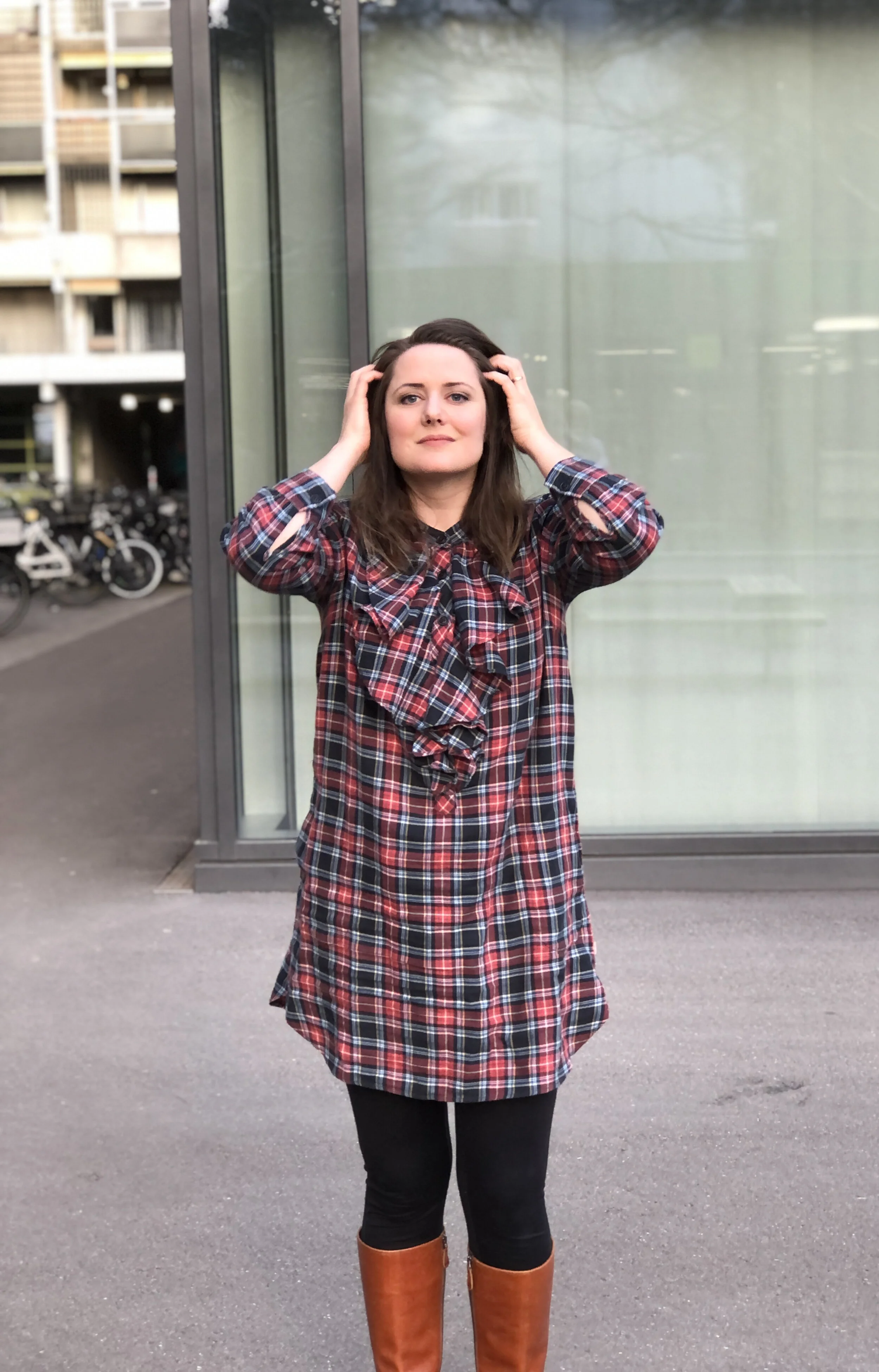 bio — Dr. Anna Jobin