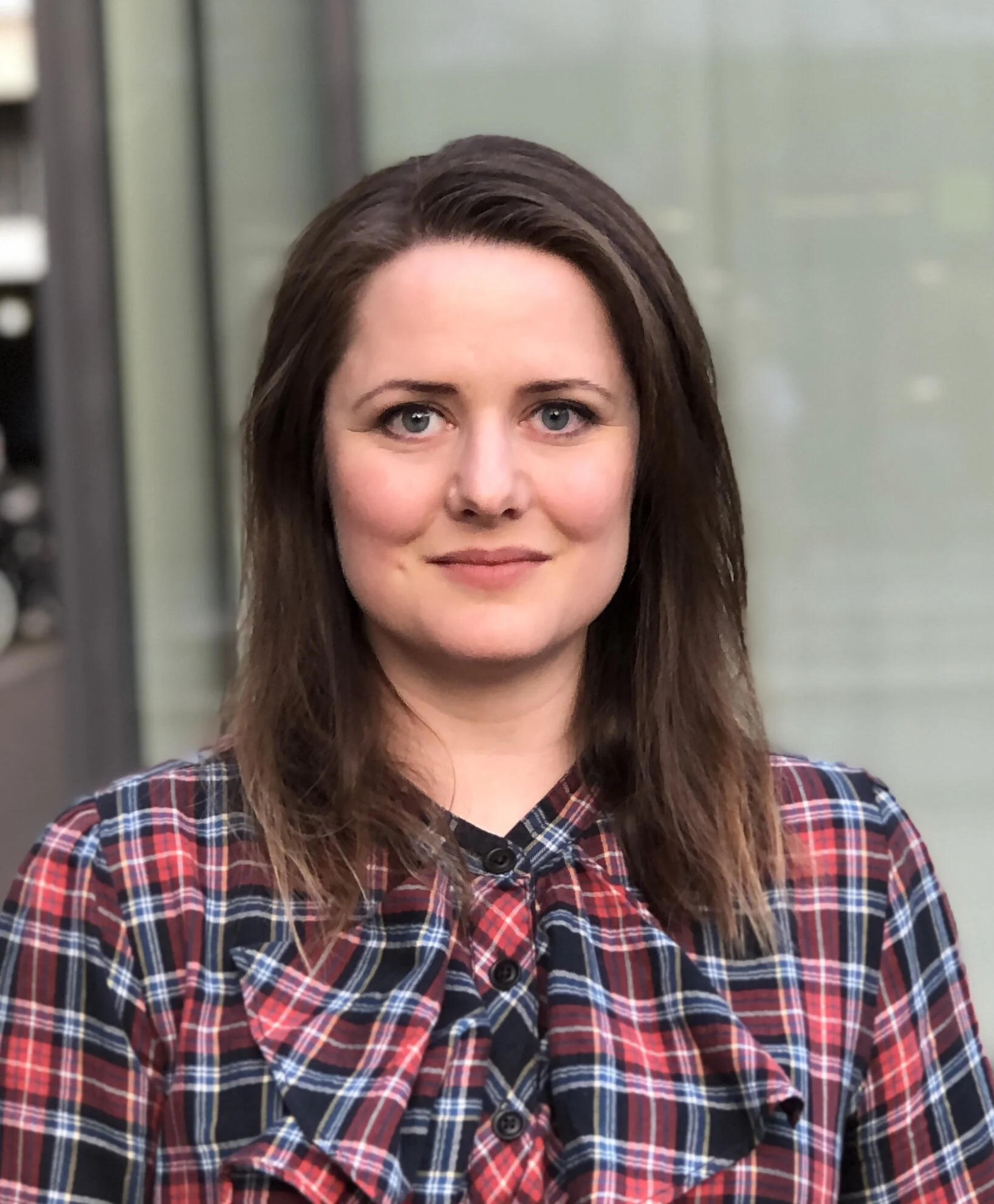 bio — Dr. Anna Jobin