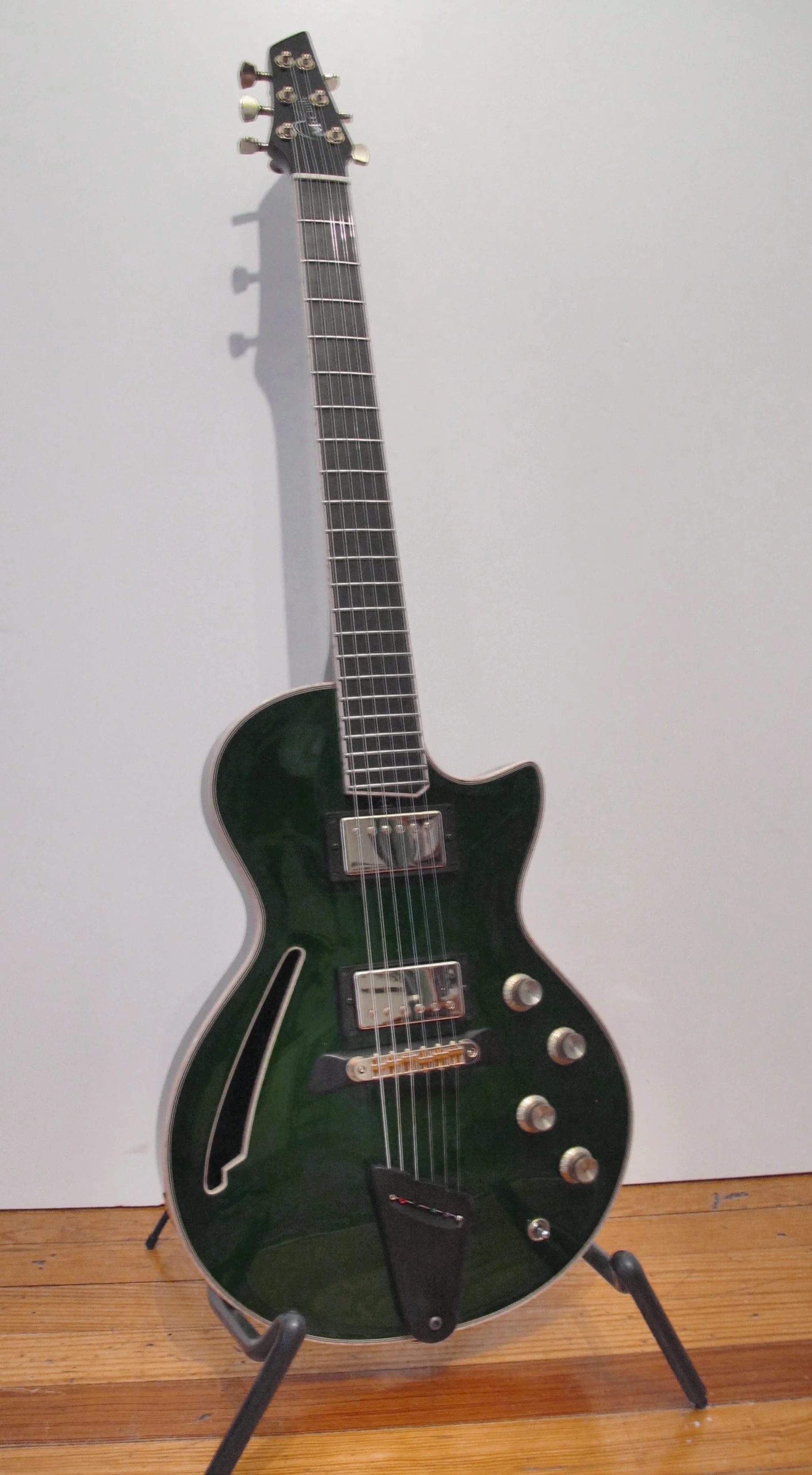 The Albion — McCurdy Guitars