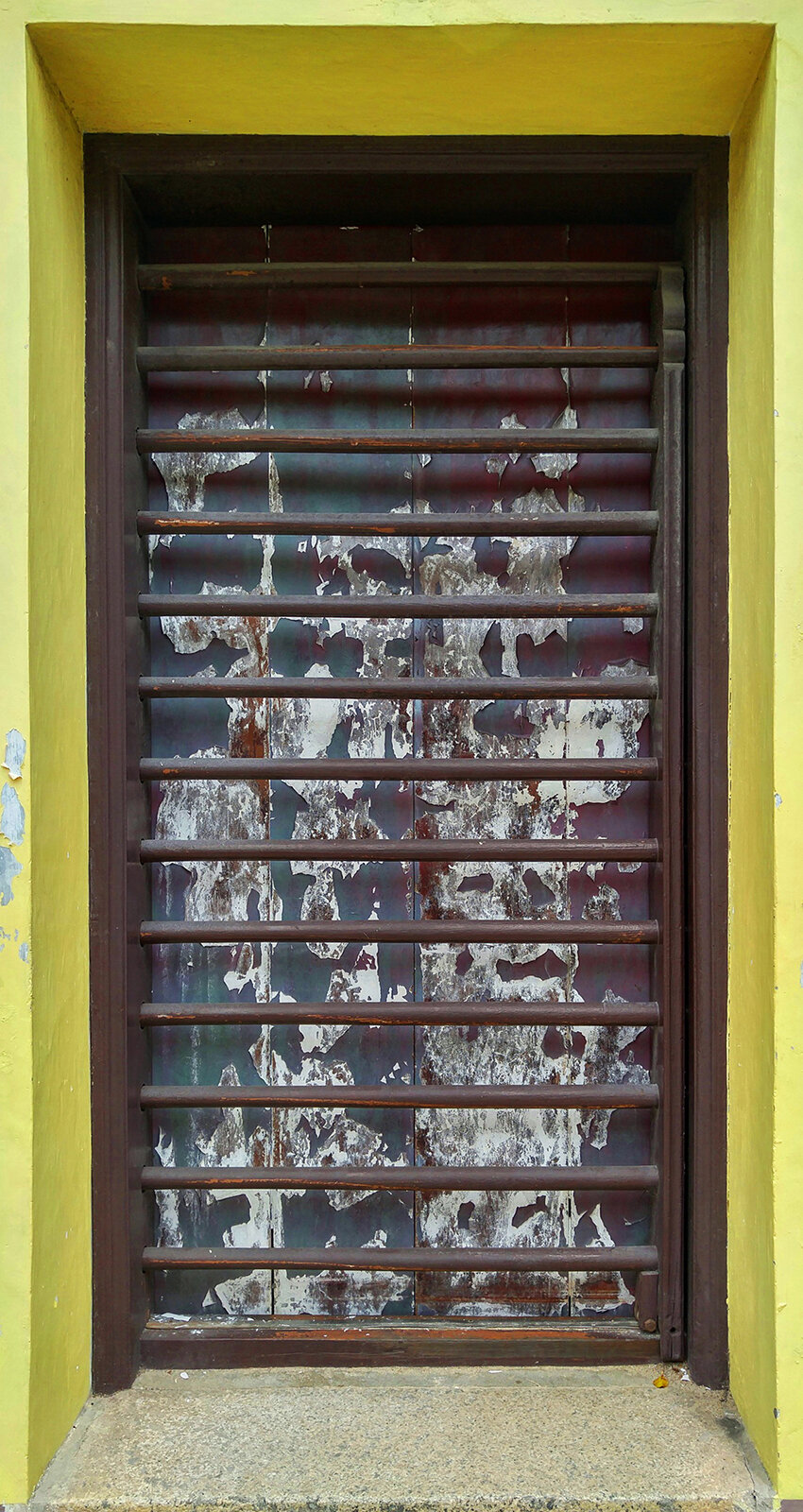 Hong Kong Doors ~ Walter Koditek — Cheung Chau Wave