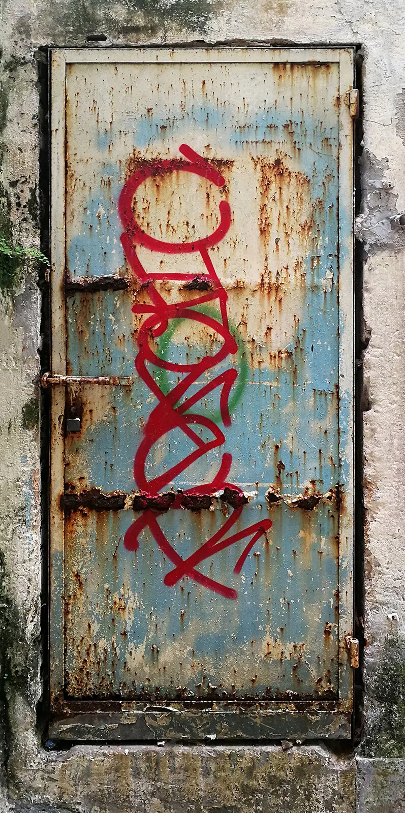 Hong Kong Doors ~ Walter Koditek — Cheung Chau Wave