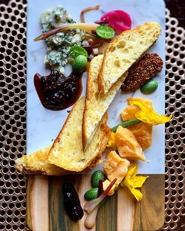 Online Ordering — White Rabbit Gastropub