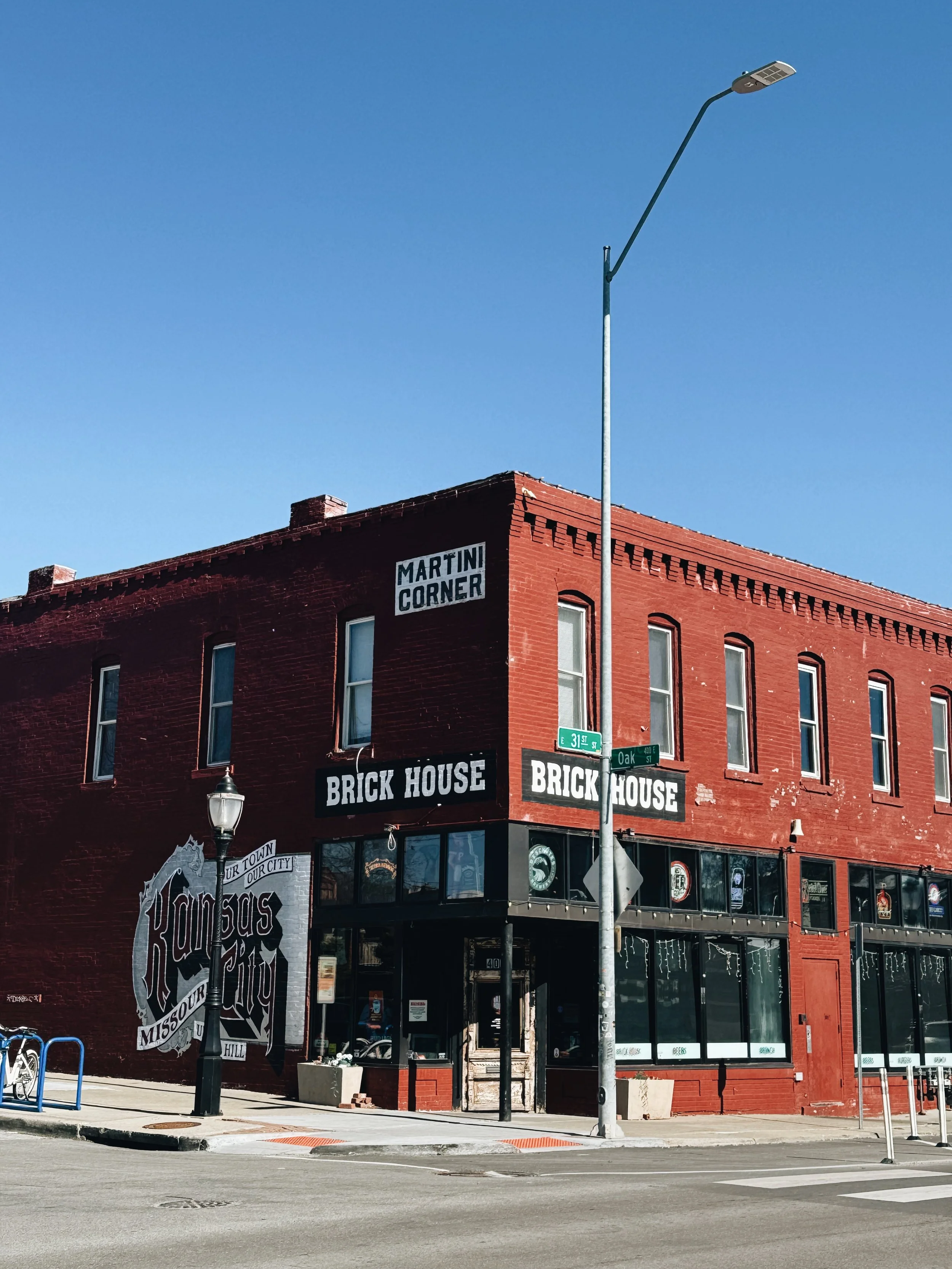 Neighborhood Guide: Martini Corner — MIKCexplore