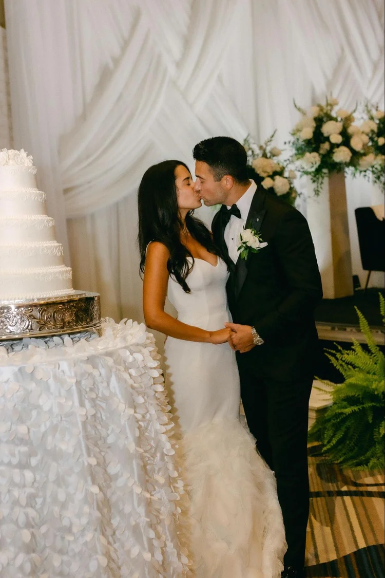 The Ultimate Guide to Choosing Your Linens | Total Events, LLC