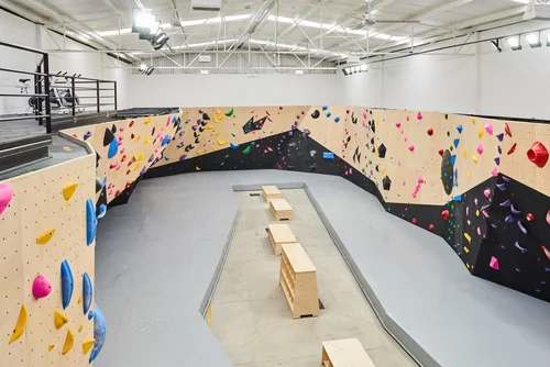 Motion 2 — Motion Boulder