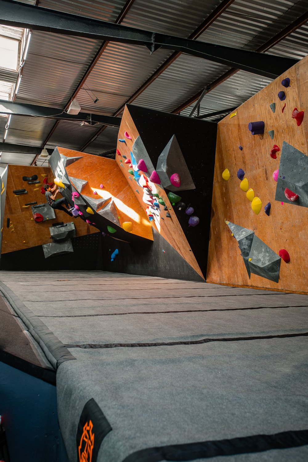 Motion 1 — Motion Boulder