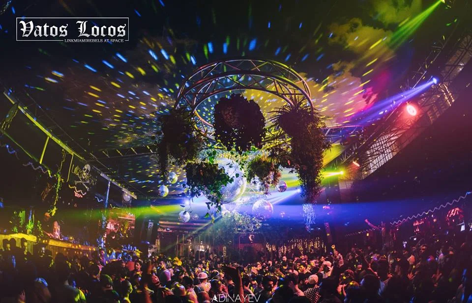 Photos — CLUB SPACE