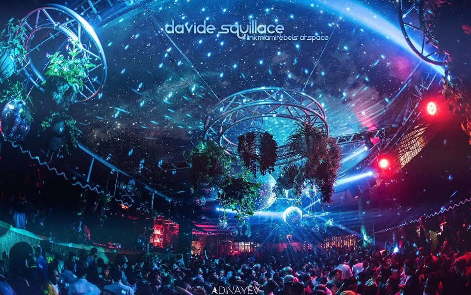 Photos — CLUB SPACE