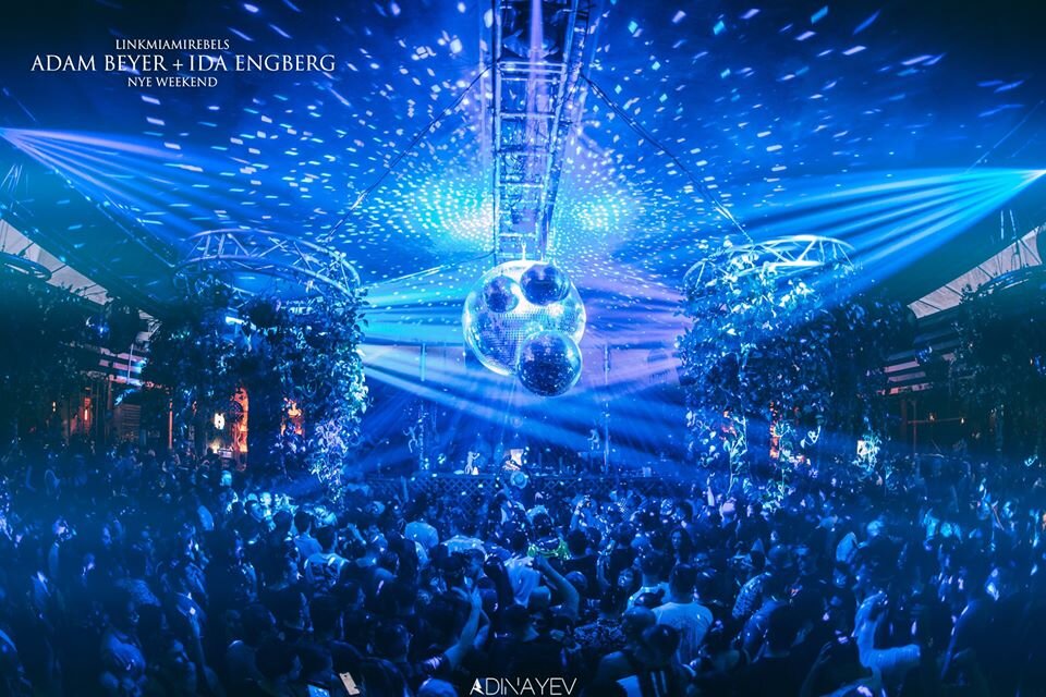 Photos — CLUB SPACE