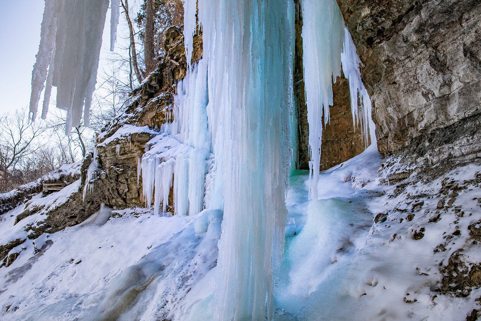 Minnehaha Falls In Winter — Nathaniel Barber