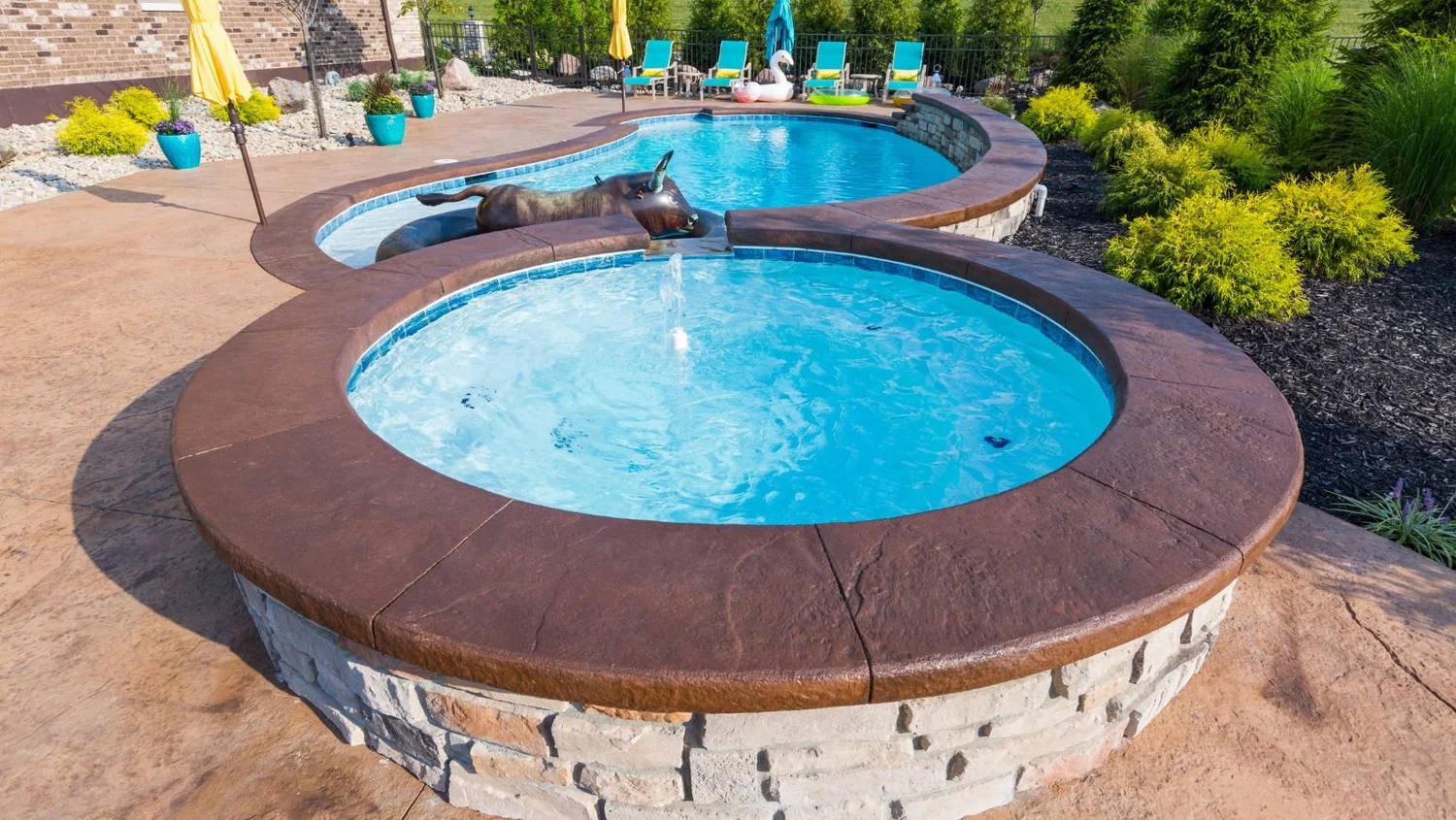 Paver Patio Ideas: 11 Ways to Transform a Yard | Seiler's Landscaping ...