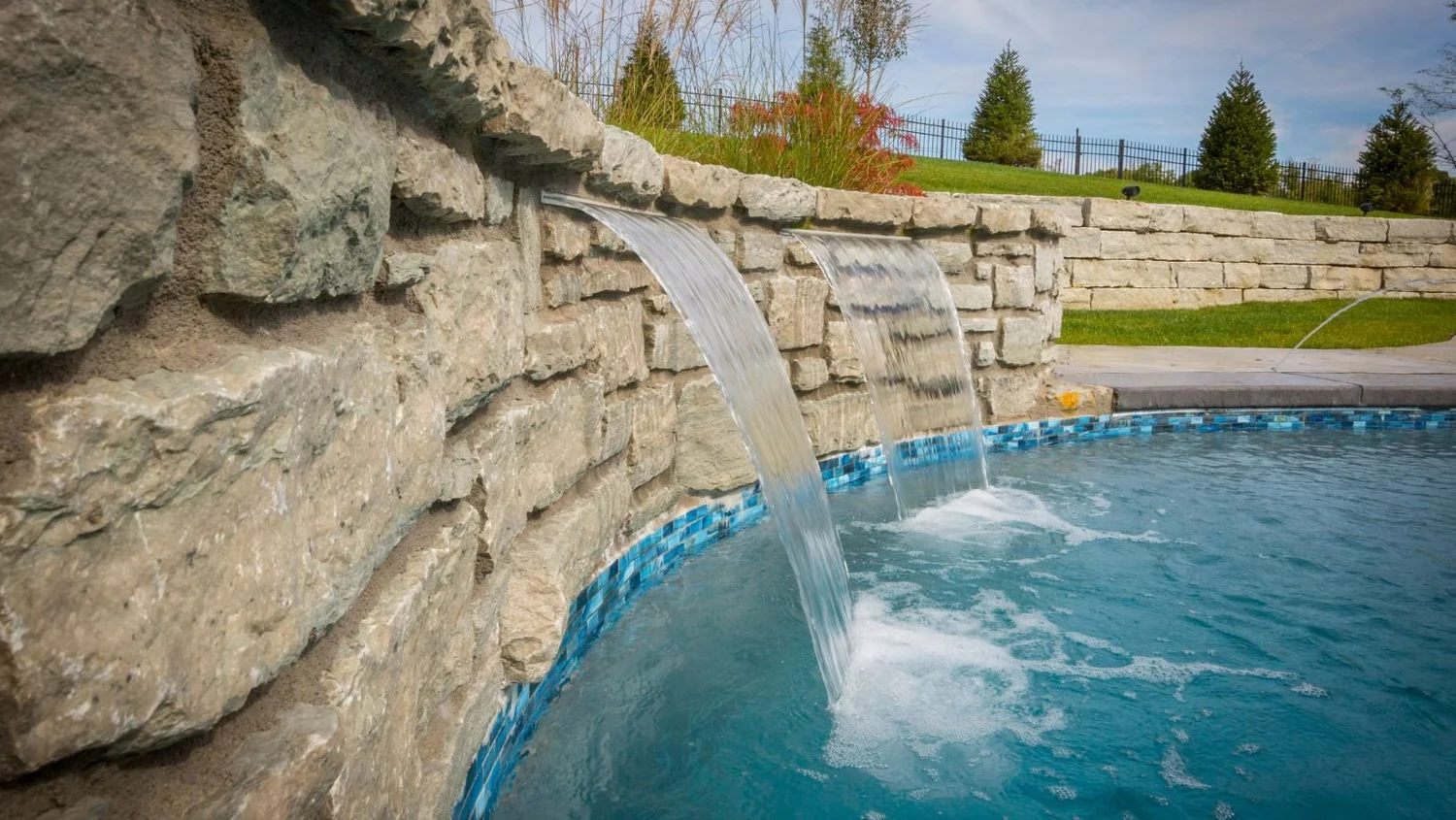 10 Great Outdoor Living Space Ideas - Seiler’s Landscaping — Seiler's ...