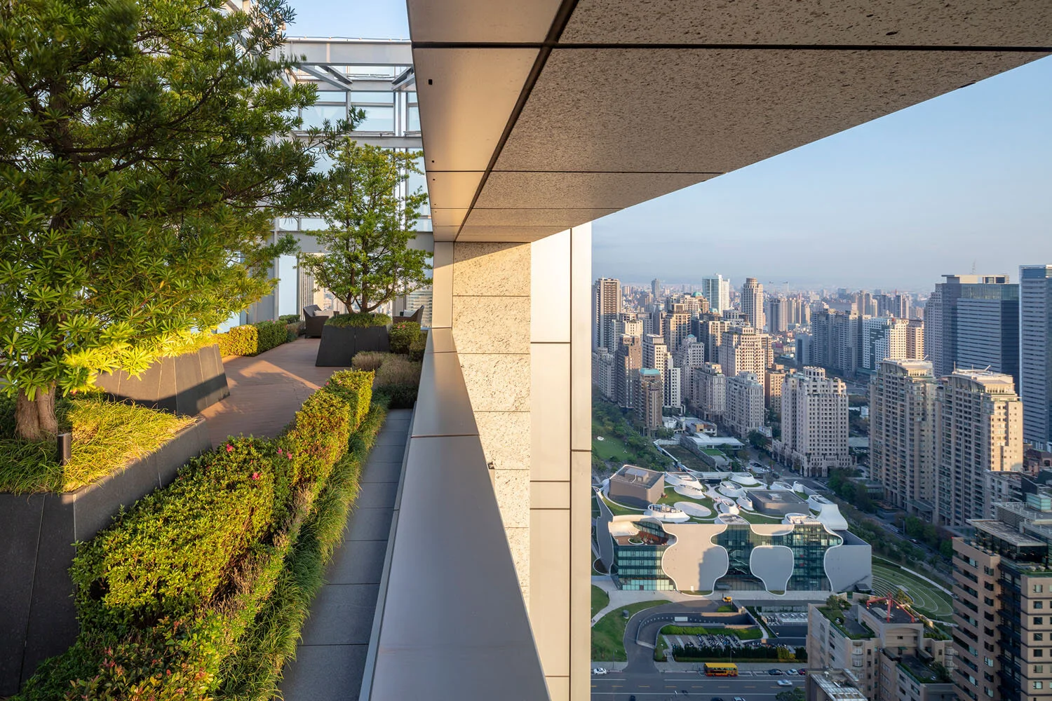 Solitaire Tower — Landworks Studio, Inc.