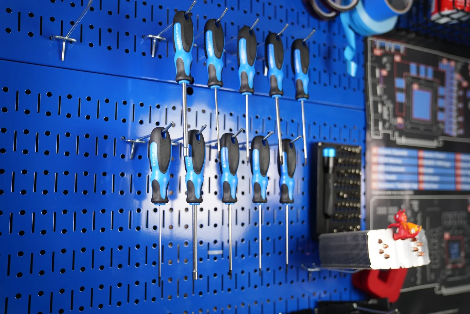 GamersNexus Tear-Down Toolkit for PC Building & Maintenance - 10 High ...