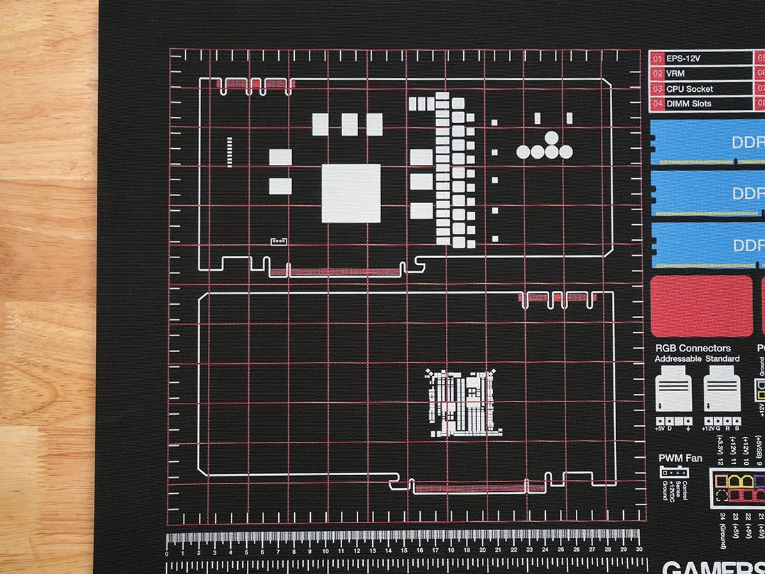 GamersNexus 'Amp' Medium Modmat | 32" x 16" (81x40cm) — GamersNexus ...