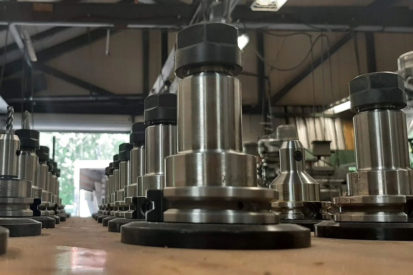 Tiger Manufacturing — A.R.E. Manufacturing Inc.
