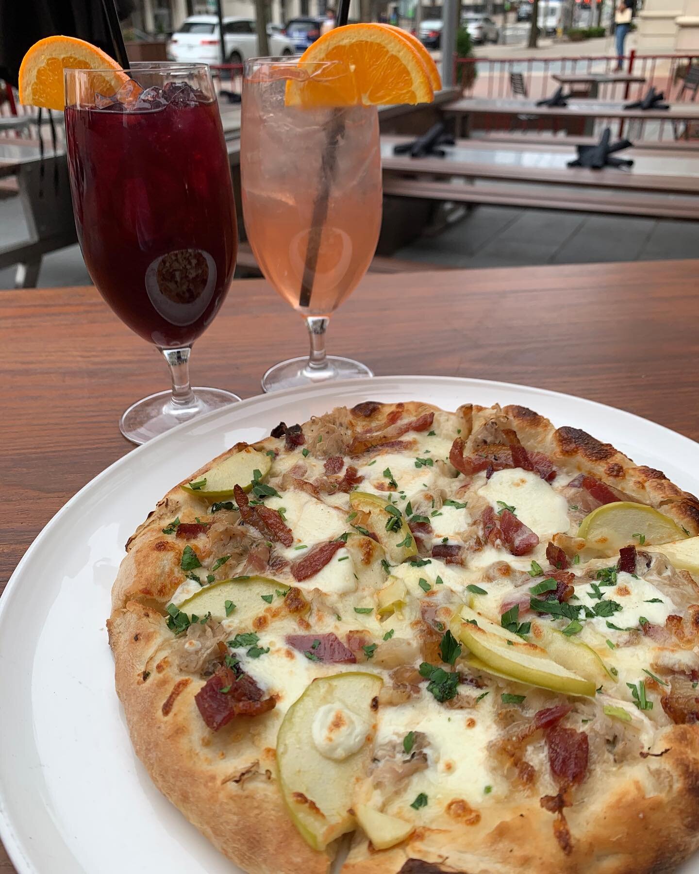 Online Ordering Arlington — Fire Works Pizza