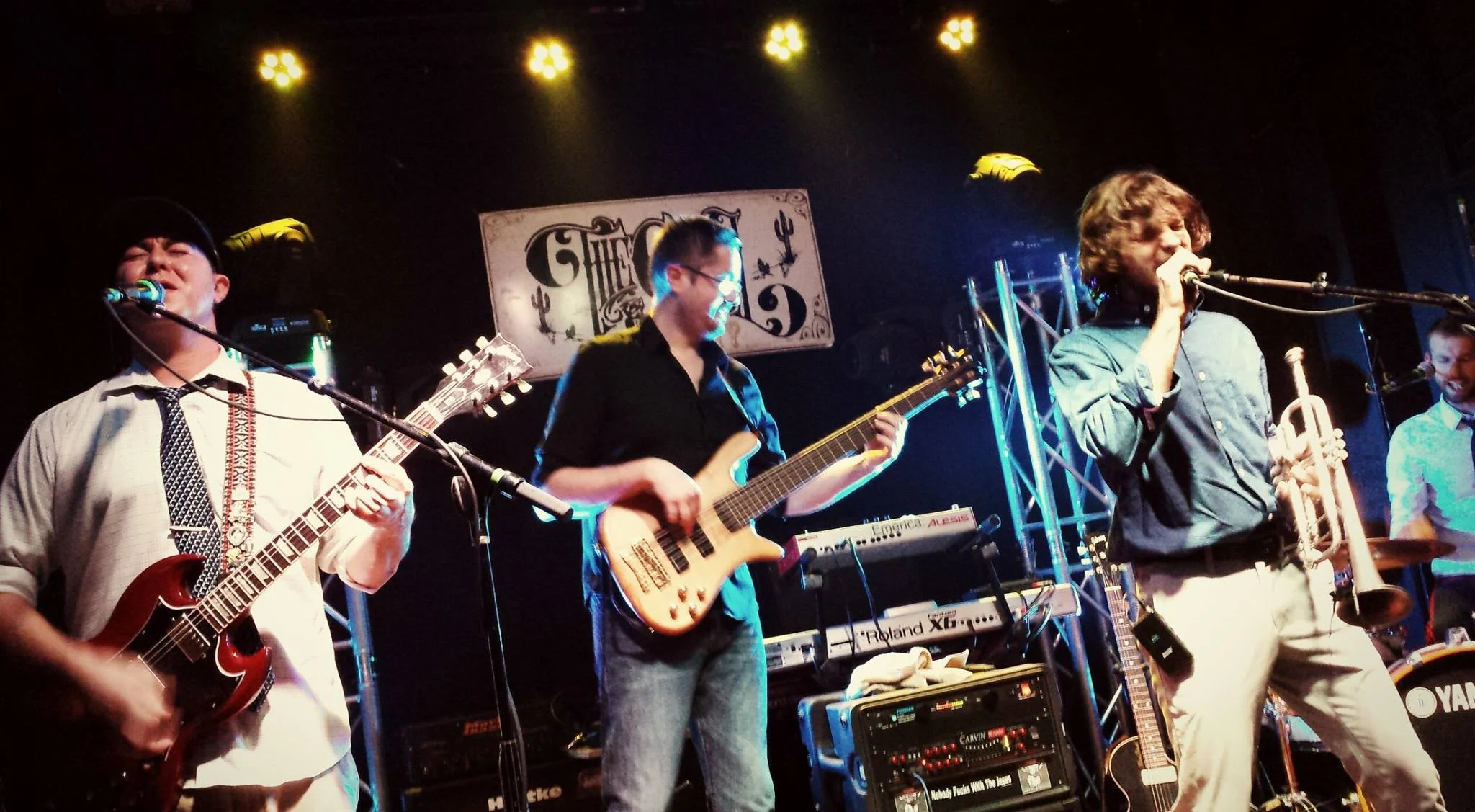 Eyes — Disco Risqué